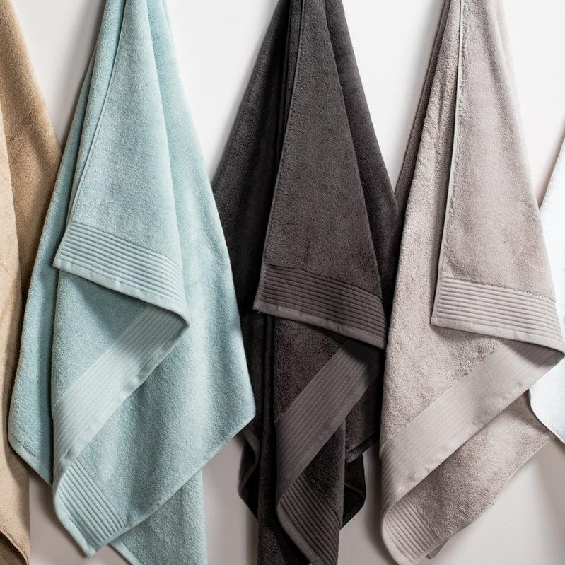 Bedroom | Bed Covers, Throws, Duvet Covers & More — Whitehouse ...