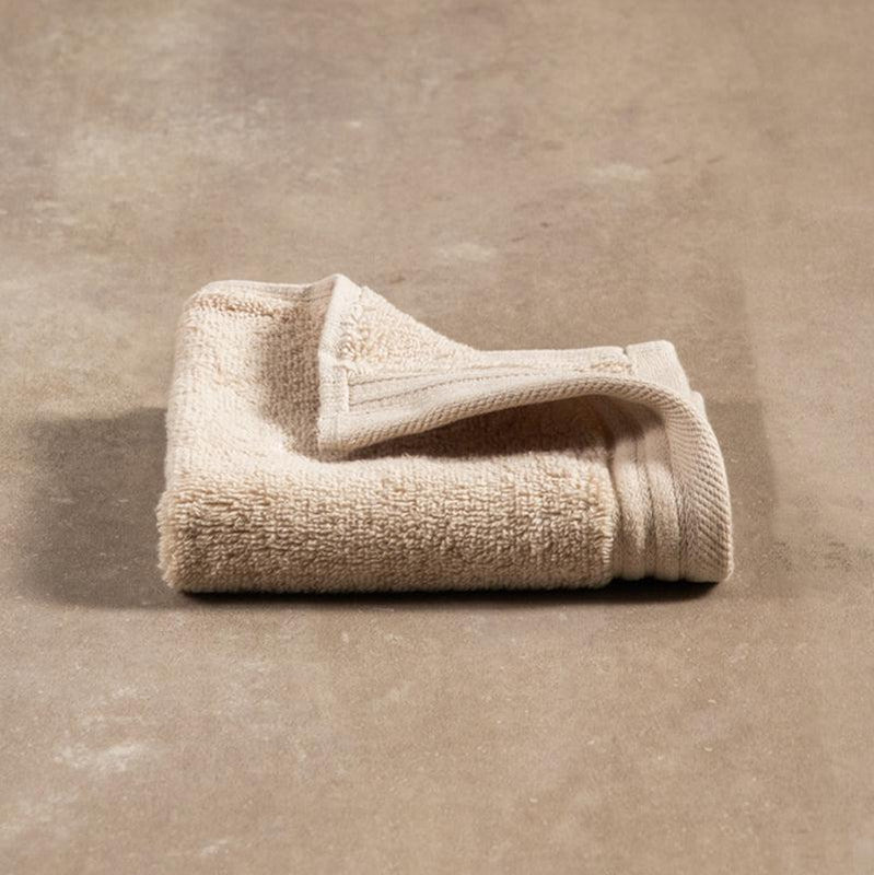 Bedroom | Bed Covers, Throws, Duvet Covers & More — Whitehouse ...