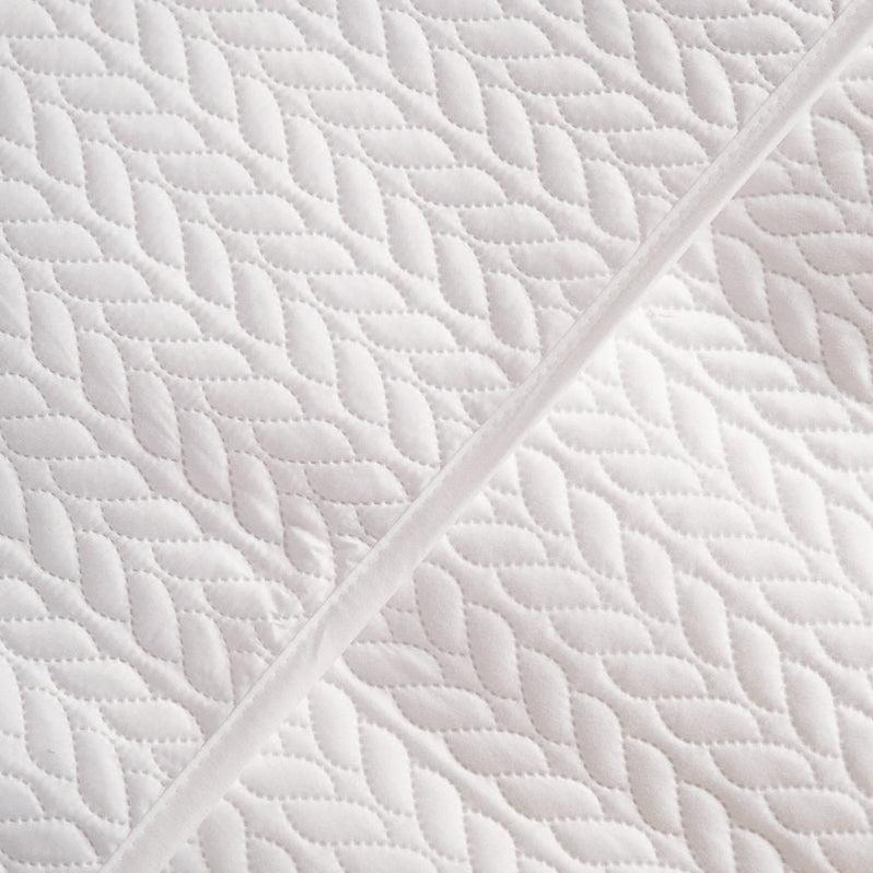 Nest Classic Embossed Bed Cover | White | Quilt