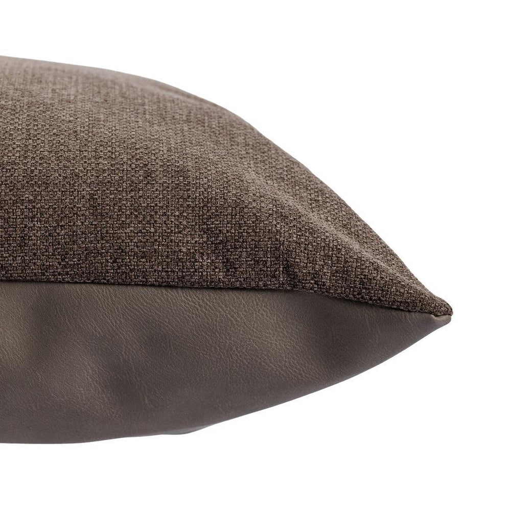 Nest Collection Skukuza Split Scatter Chestnut