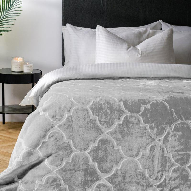 Whisper Soft Embossed Mink Blanket | Light Grey